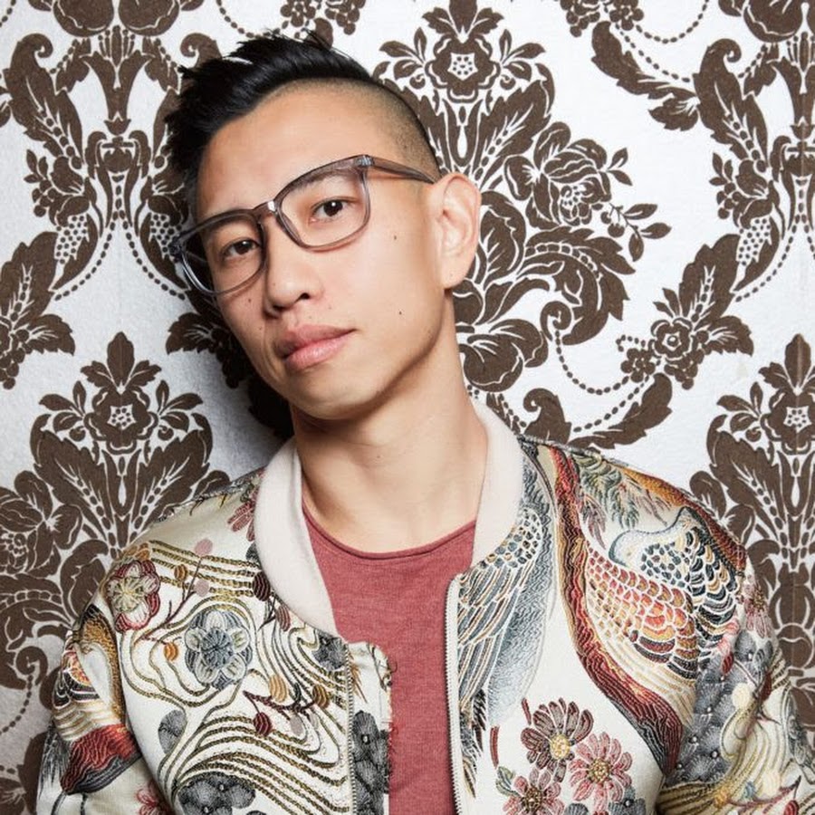 Kenneth Play - YouTube