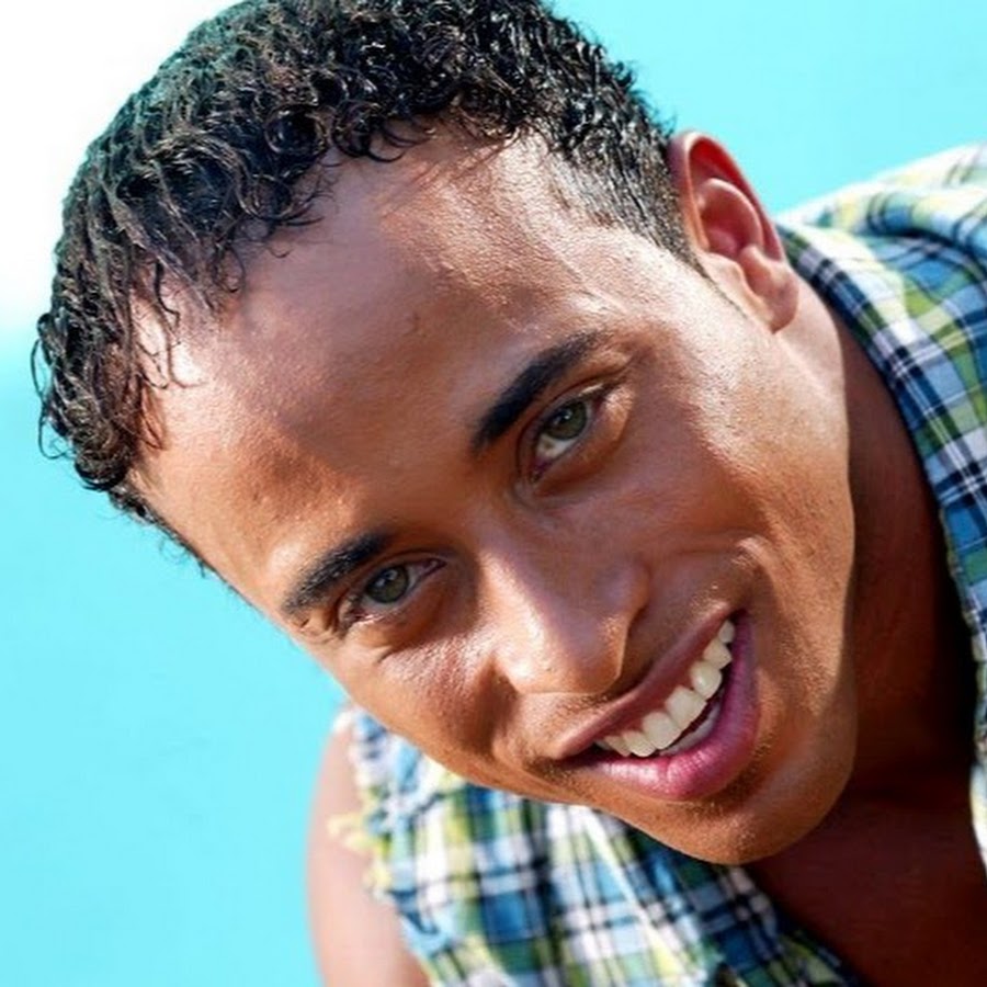 Ricardo Milos - YouTube