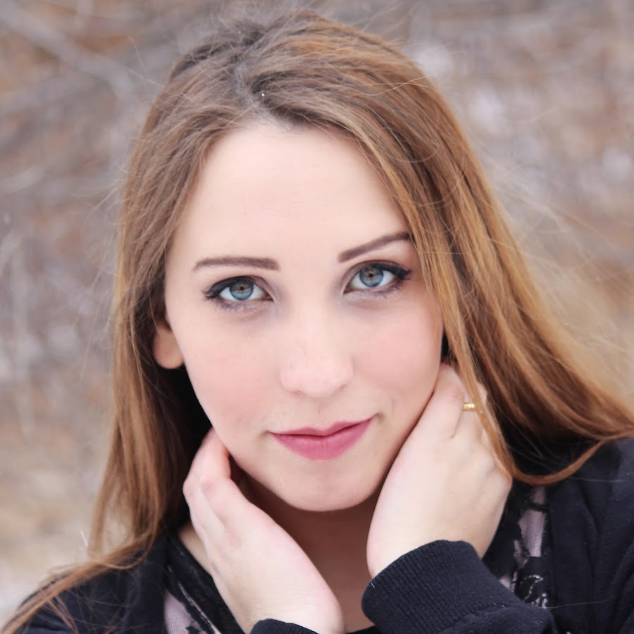 Kayla Alves - YouTube