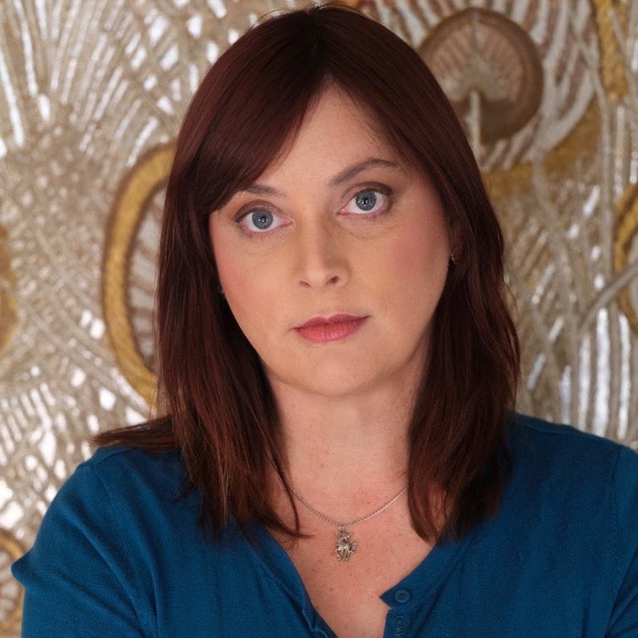 Dana Simpson - YouTube