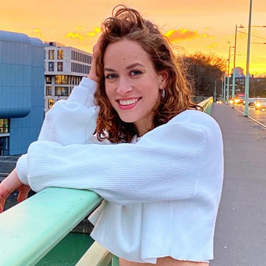 Leo & Steph - YouTube