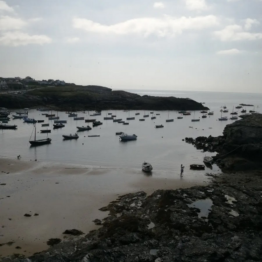 Daniel Yates official - YouTube