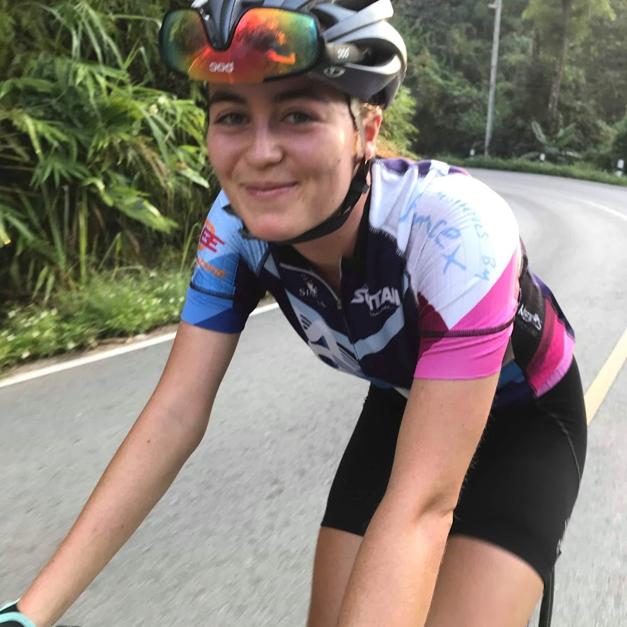 Anna Banana - YouTube