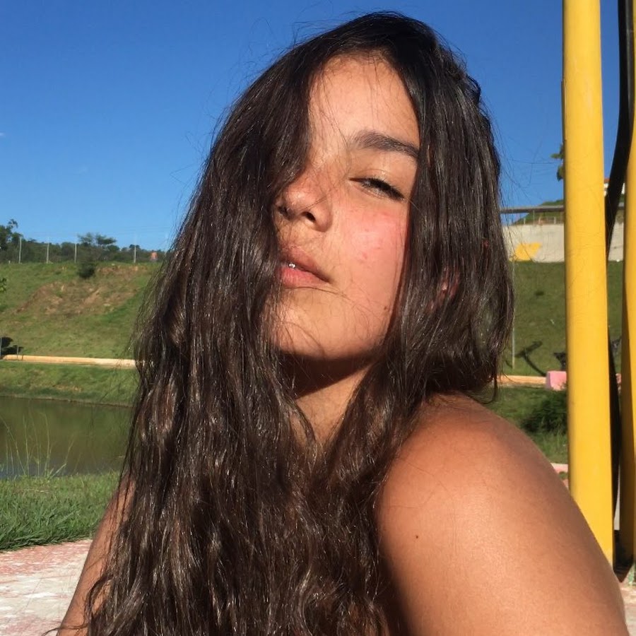 Isabelle Nunes - YouTube