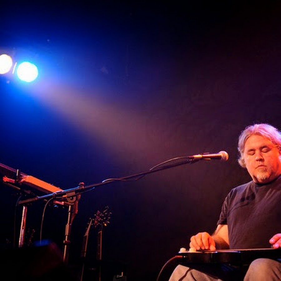 tom hampton - YouTube