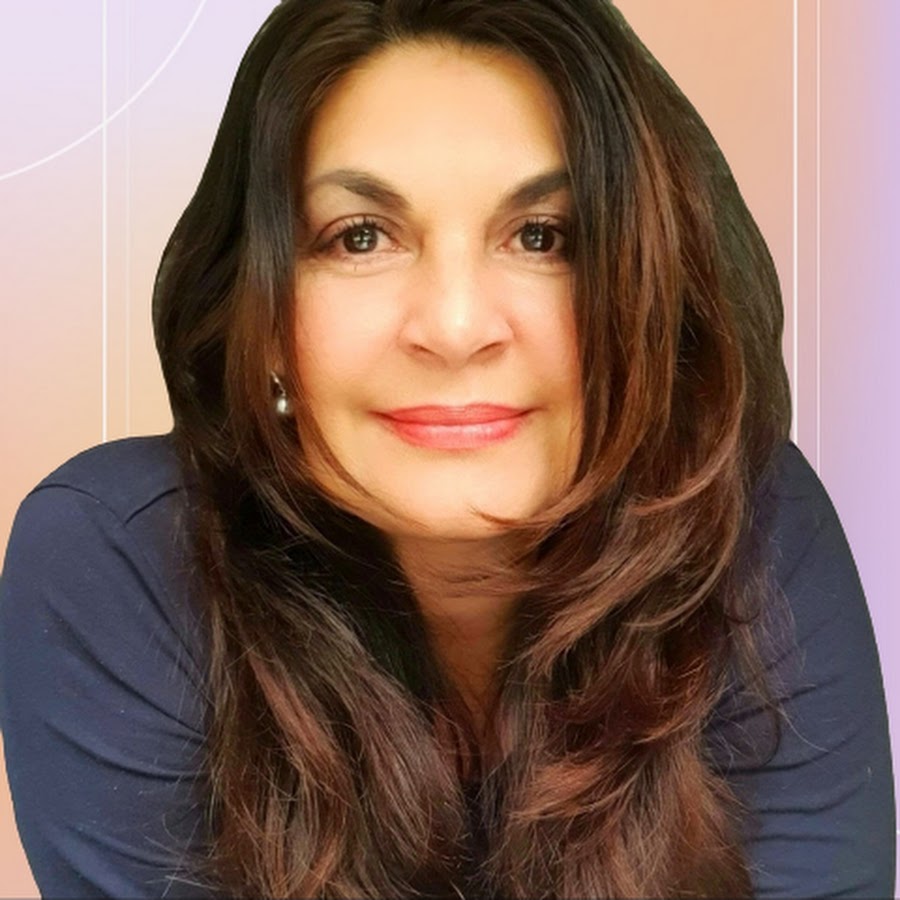 Paula Matanovich - YouTube