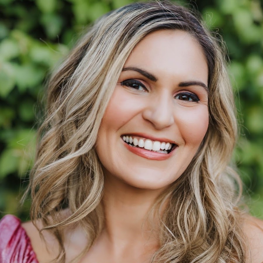 Alexis Mann - YouTube