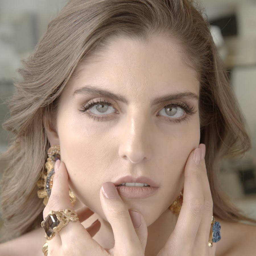 Hola Sunshine - YouTube