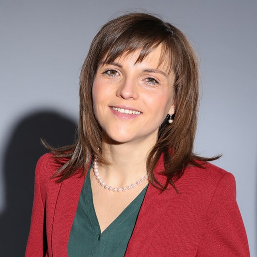 Elisabeth Kaiser - YouTube