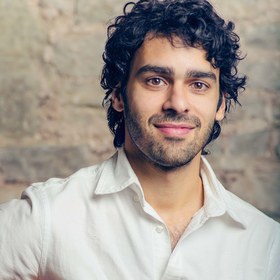 Maneli Jamal - Acoustic Guitarist - YouTube