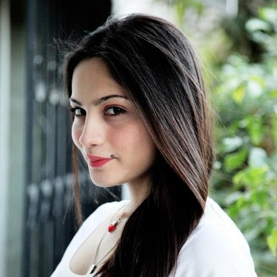 areej khan - YouTube