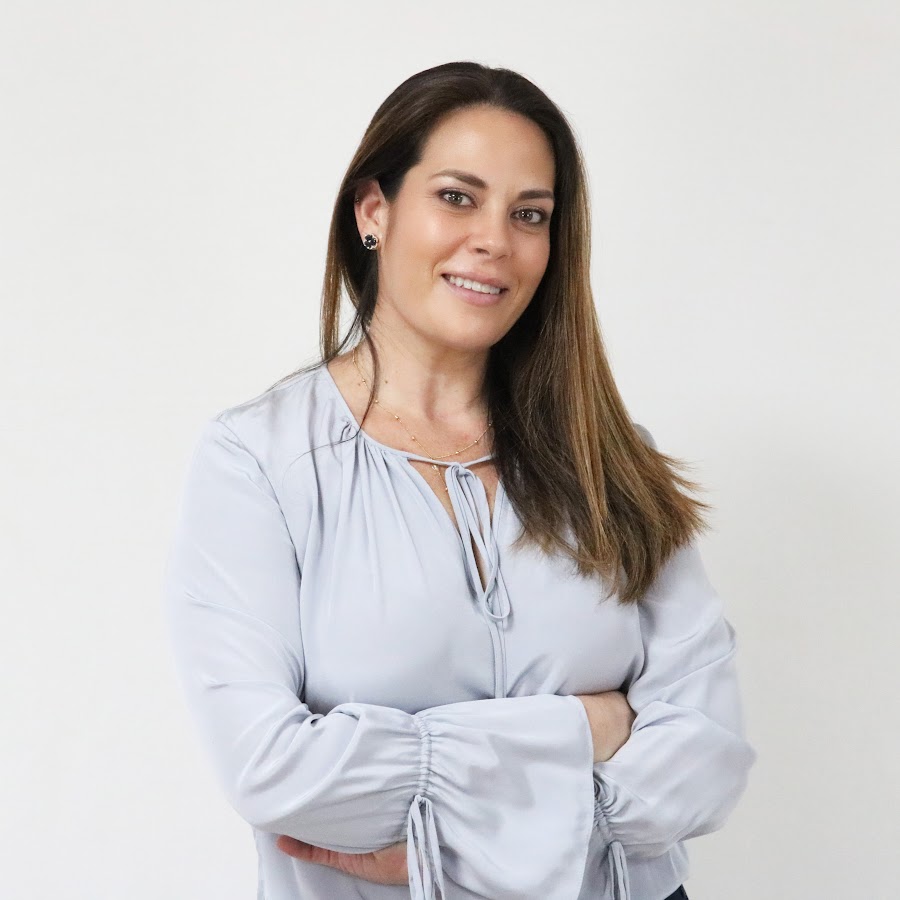 Elizabeth Brito - YouTube