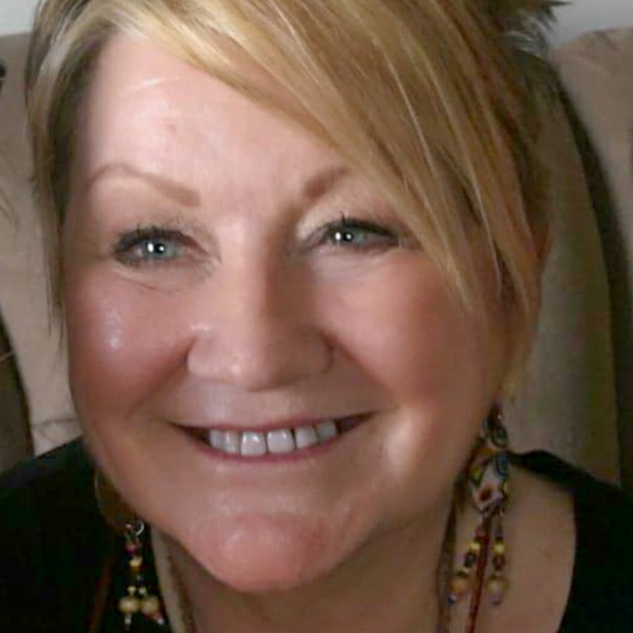 Carole Matthews Psychic Medium - YouTube