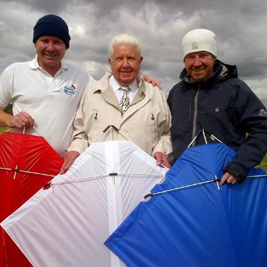 Peter Powell Kites - YouTube