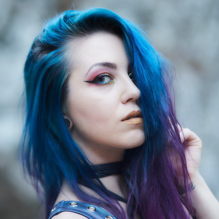 Lilly Moon - YouTube