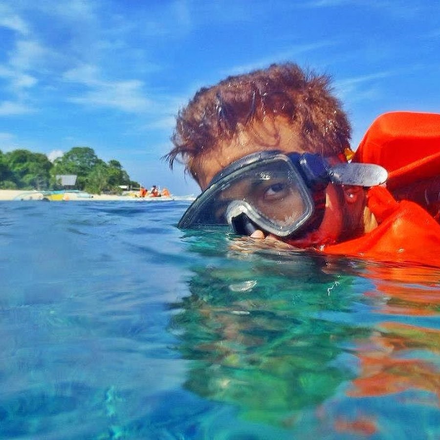 Atom Boy Films - YouTube