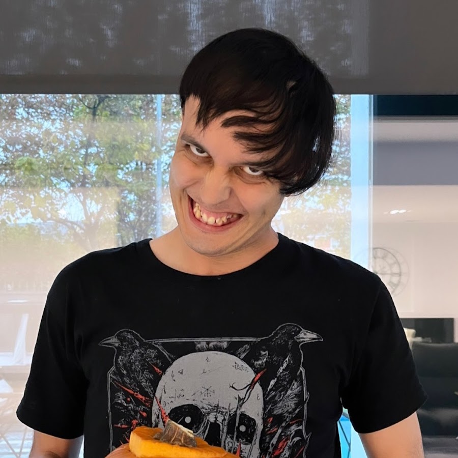 Maxi Miller - YouTube