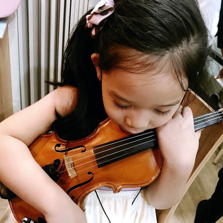 YoEun Seol - YouTube