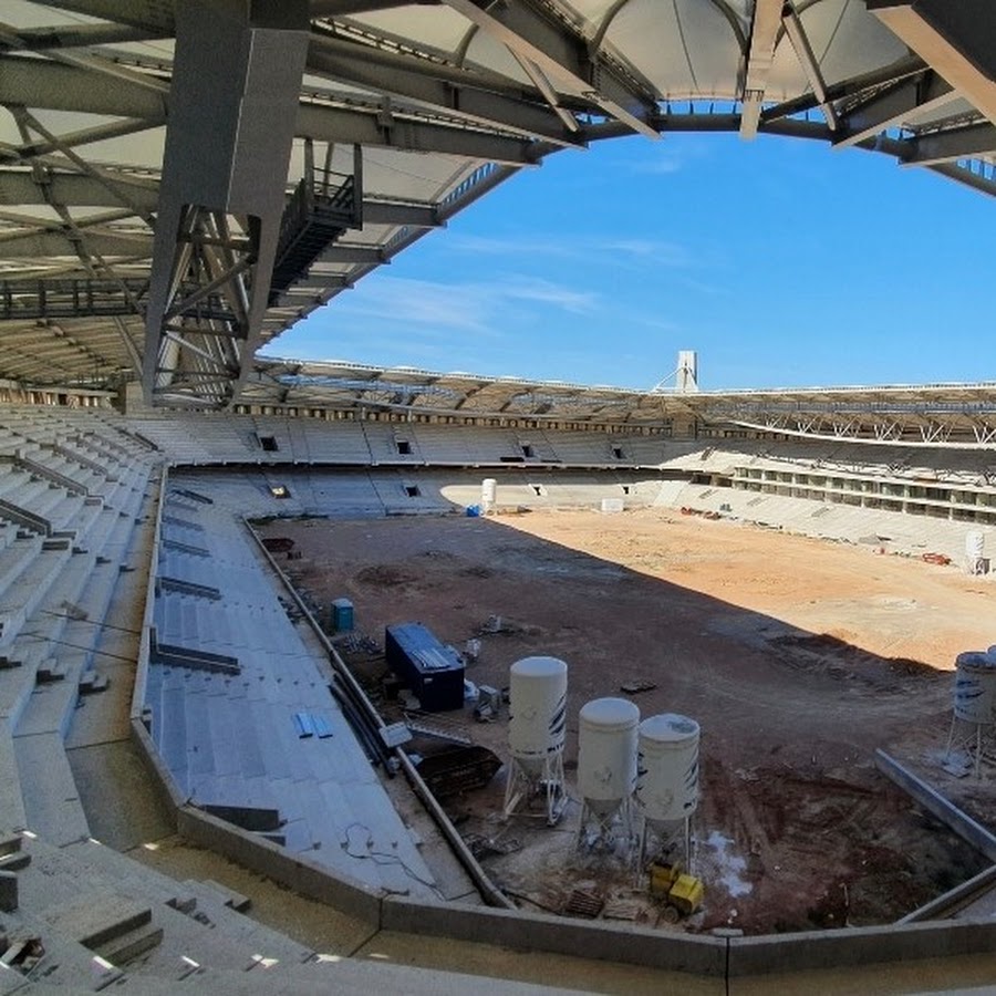 AEK LIVE MICHELANGELO - YouTube