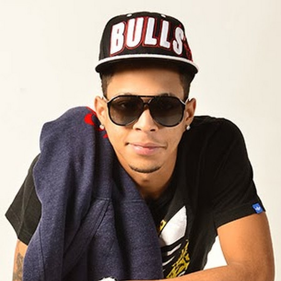 El Colocho - YouTube