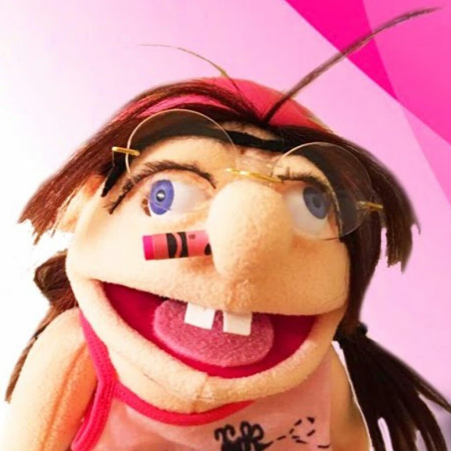 FeeBee Gaming - YouTube