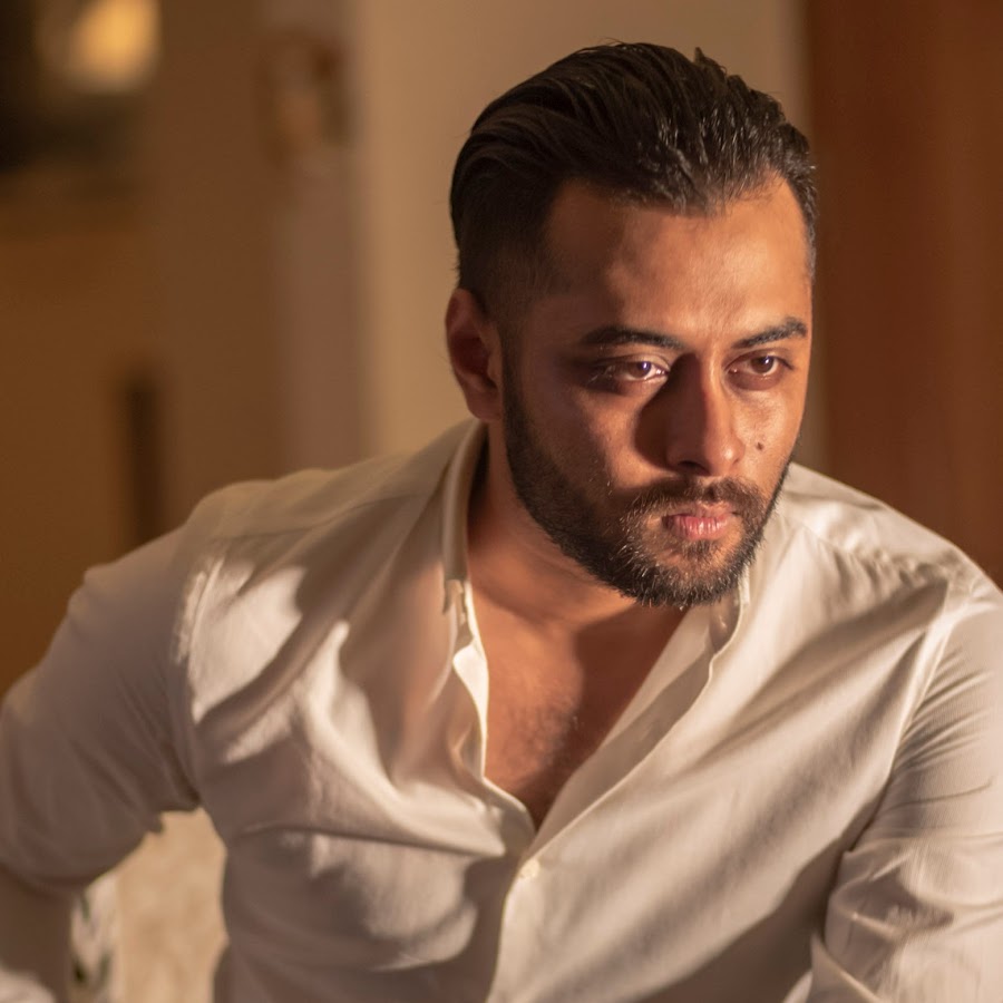 Hridoy Khan and Friends - YouTube