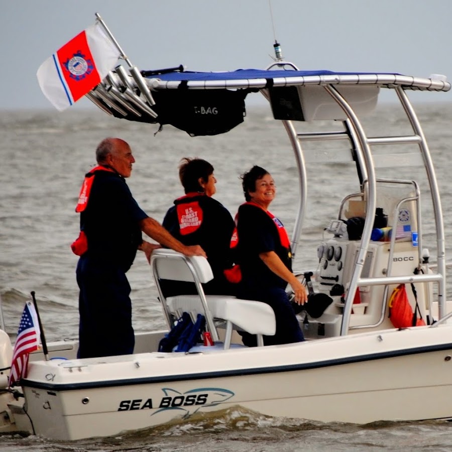 USCG Auxiliary Flotilla 070-10-10 - YouTube