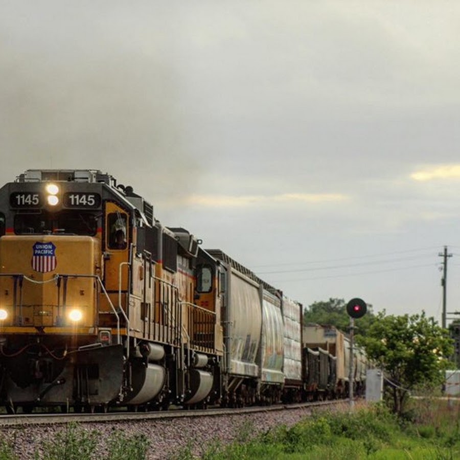 Railfan Videography - YouTube