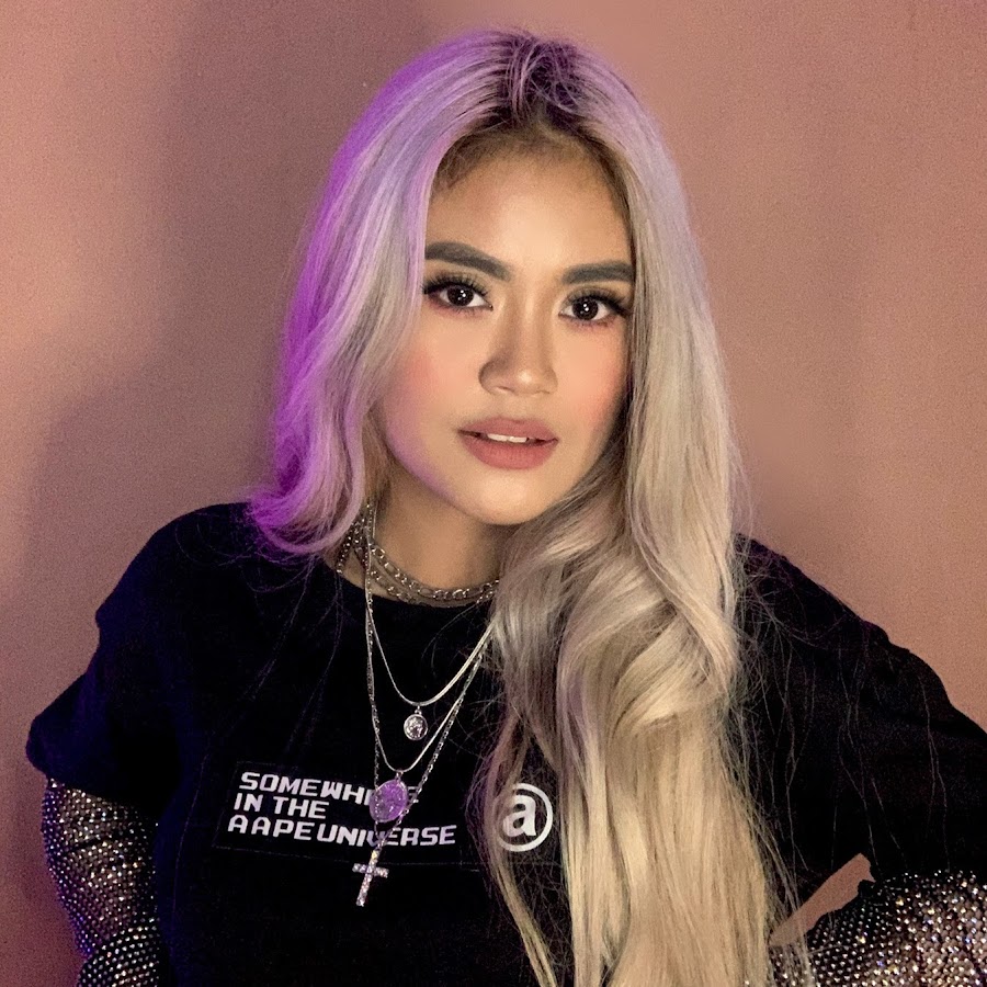 Maria Laroco - YouTube