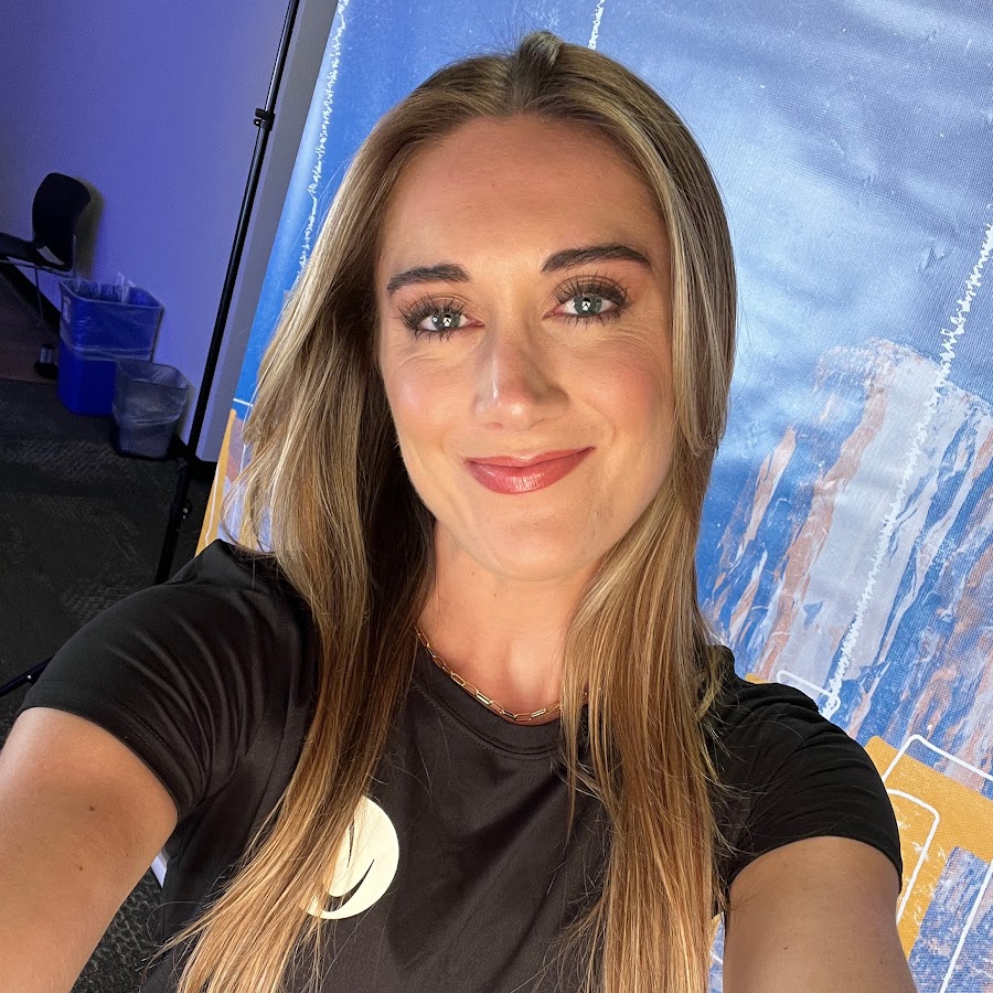 Molly McCage - YouTube