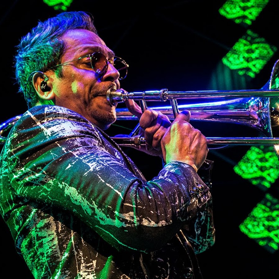 ALBERTO BARROS OFICIAL - YouTube