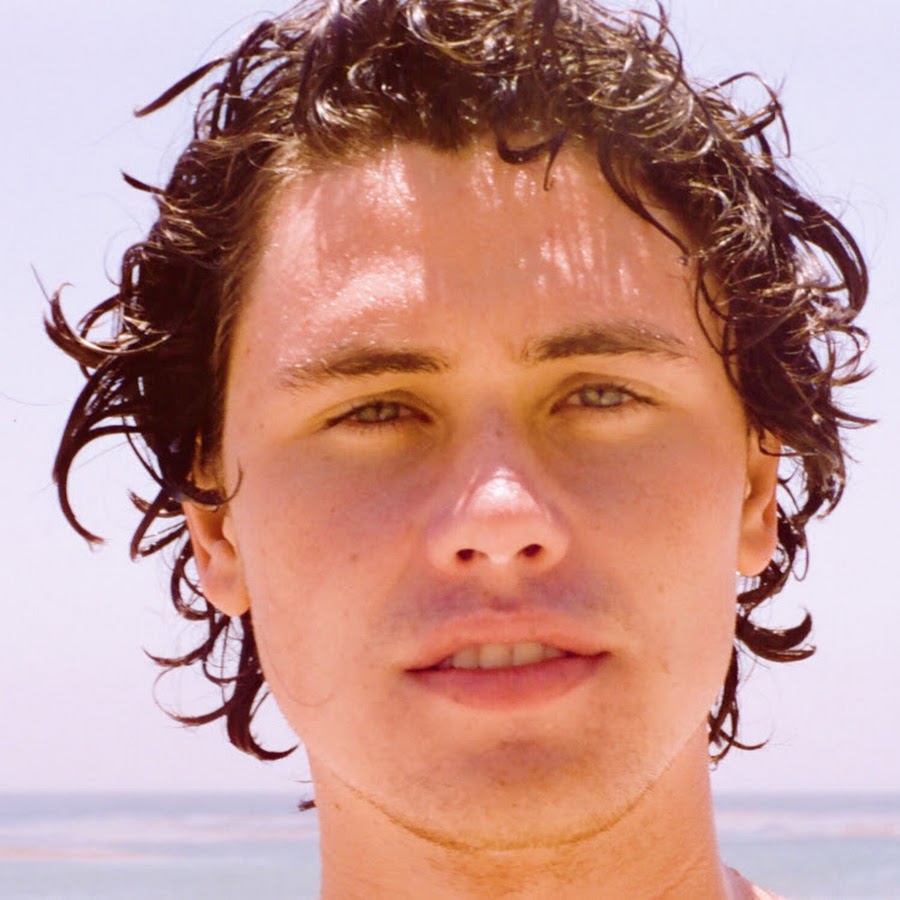 Finn Roberts - YouTube