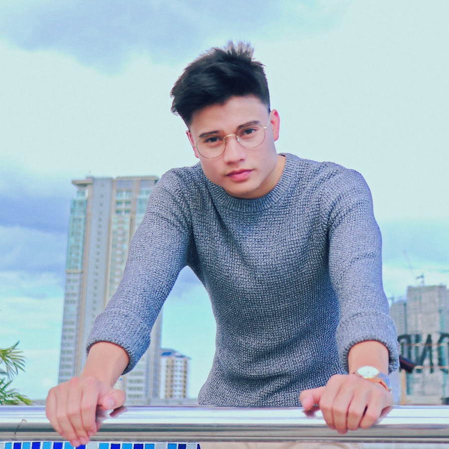 Tom Doromal - YouTube