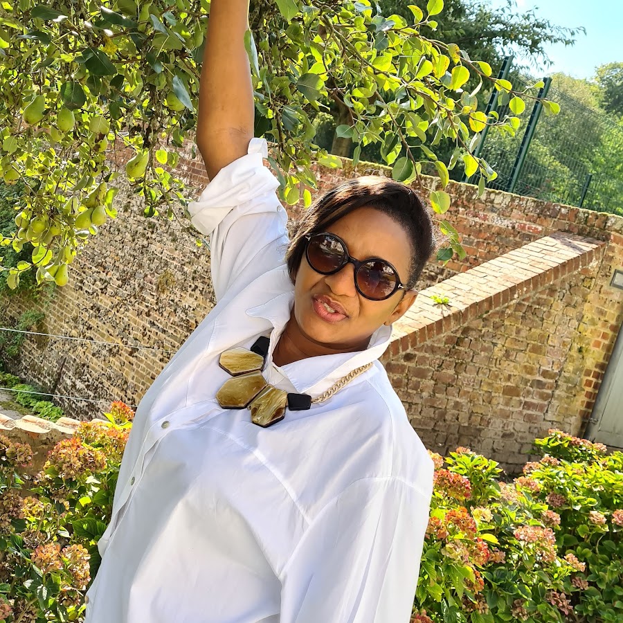 DORA DECCA - YouTube