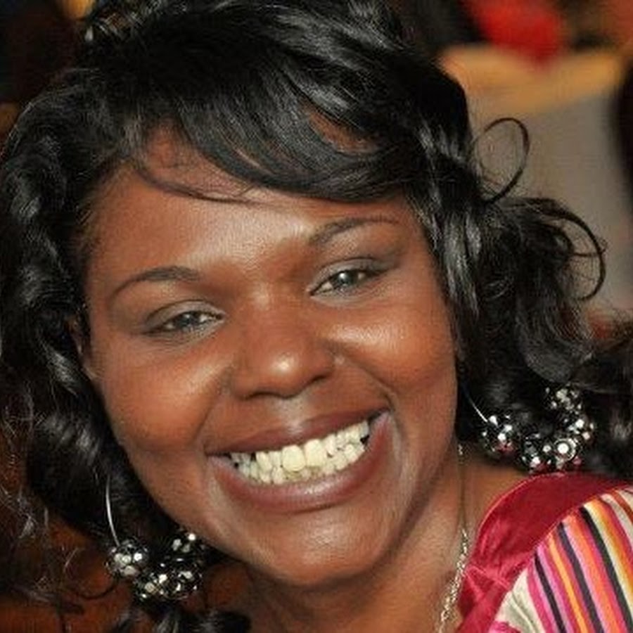 April Daniels - YouTube