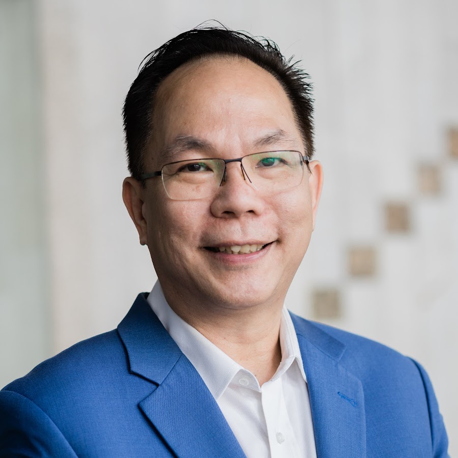 Jonathan Low - YouTube