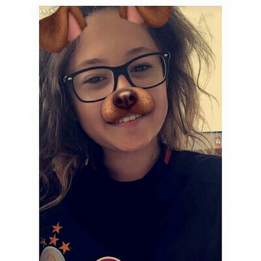 Melissa Kayan - YouTube