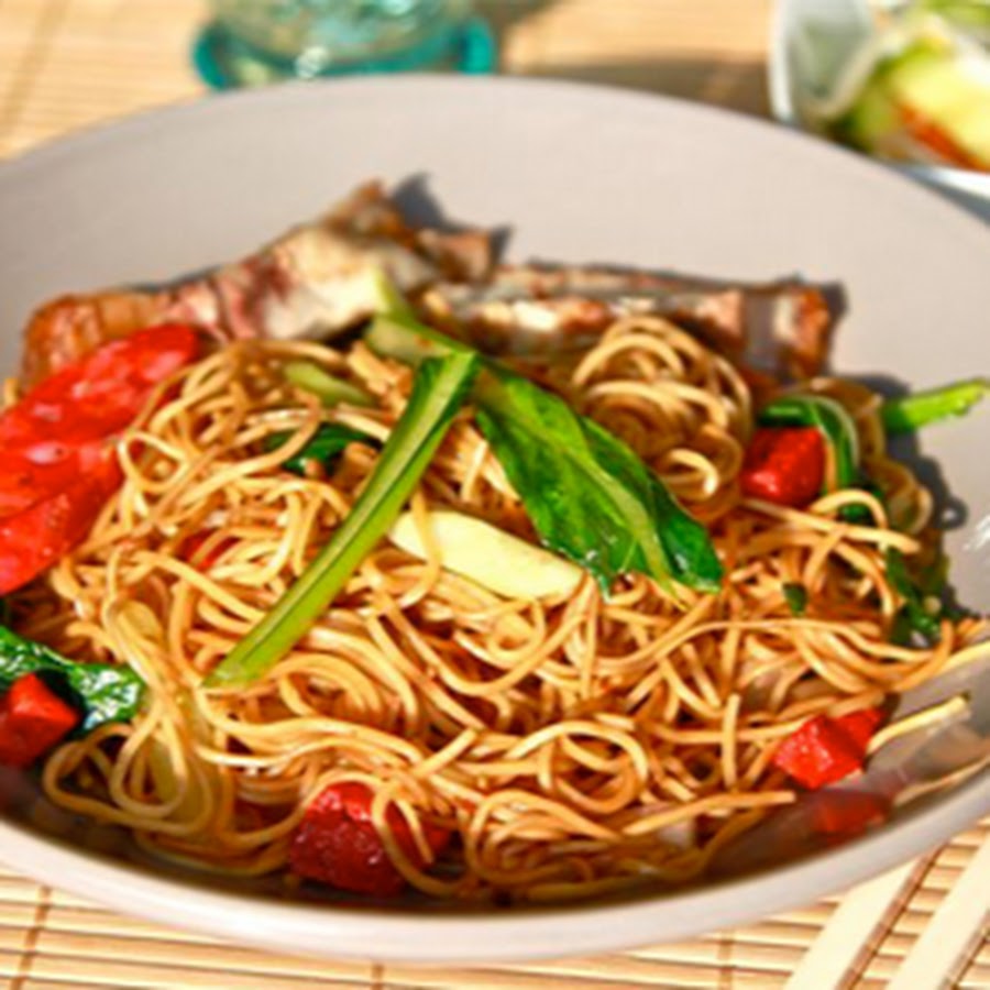 Surinaamse keuken - YouTube