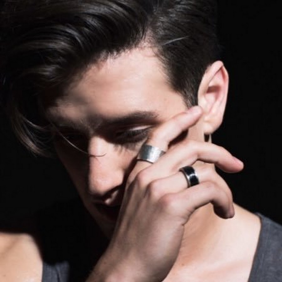 Logan Henderson - YouTube