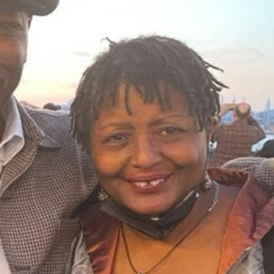 Kim Clarke - YouTube