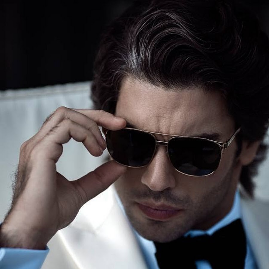 sukru ozyildiz - YouTube