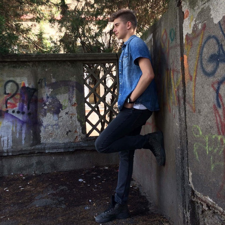 Radu Muntean - YouTube