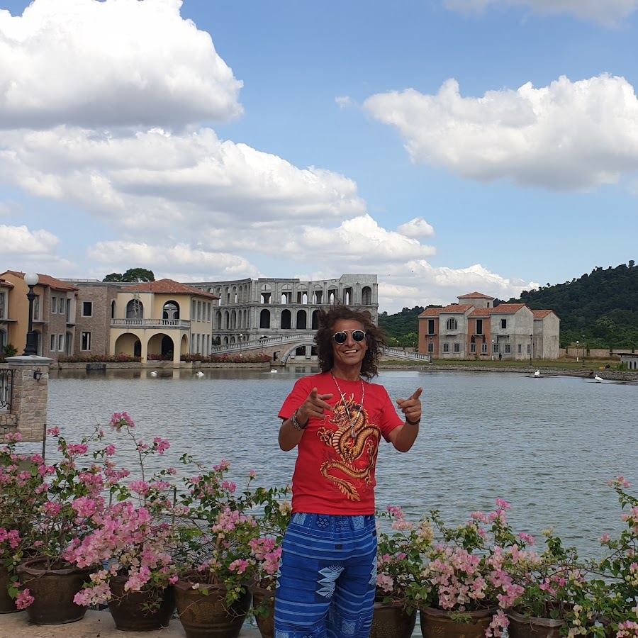 Daniel Forest - YouTube