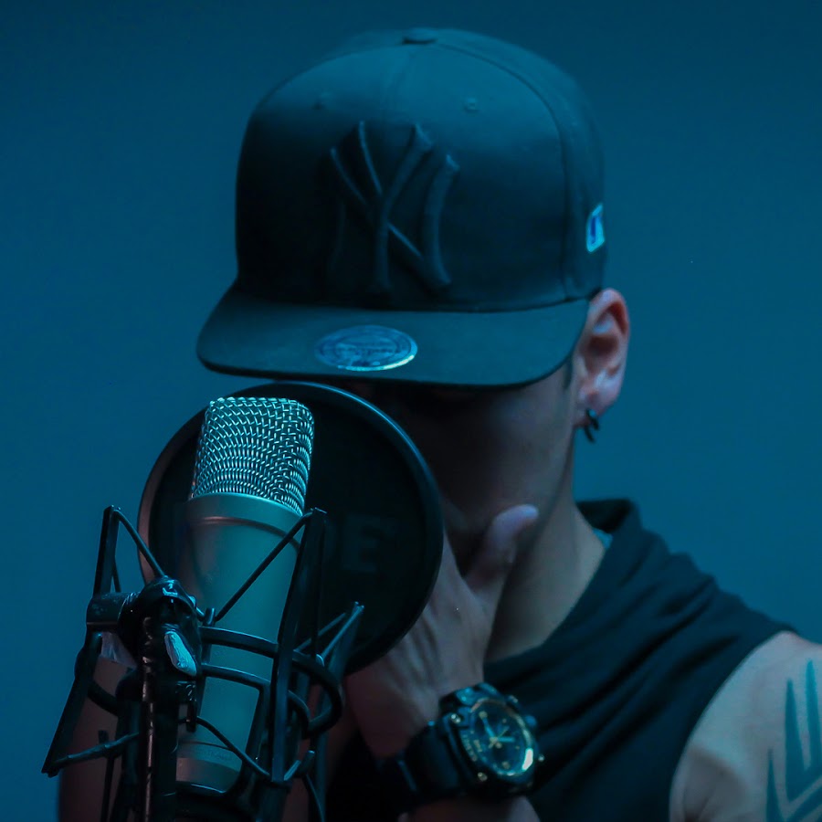 Danny Flow - YouTube