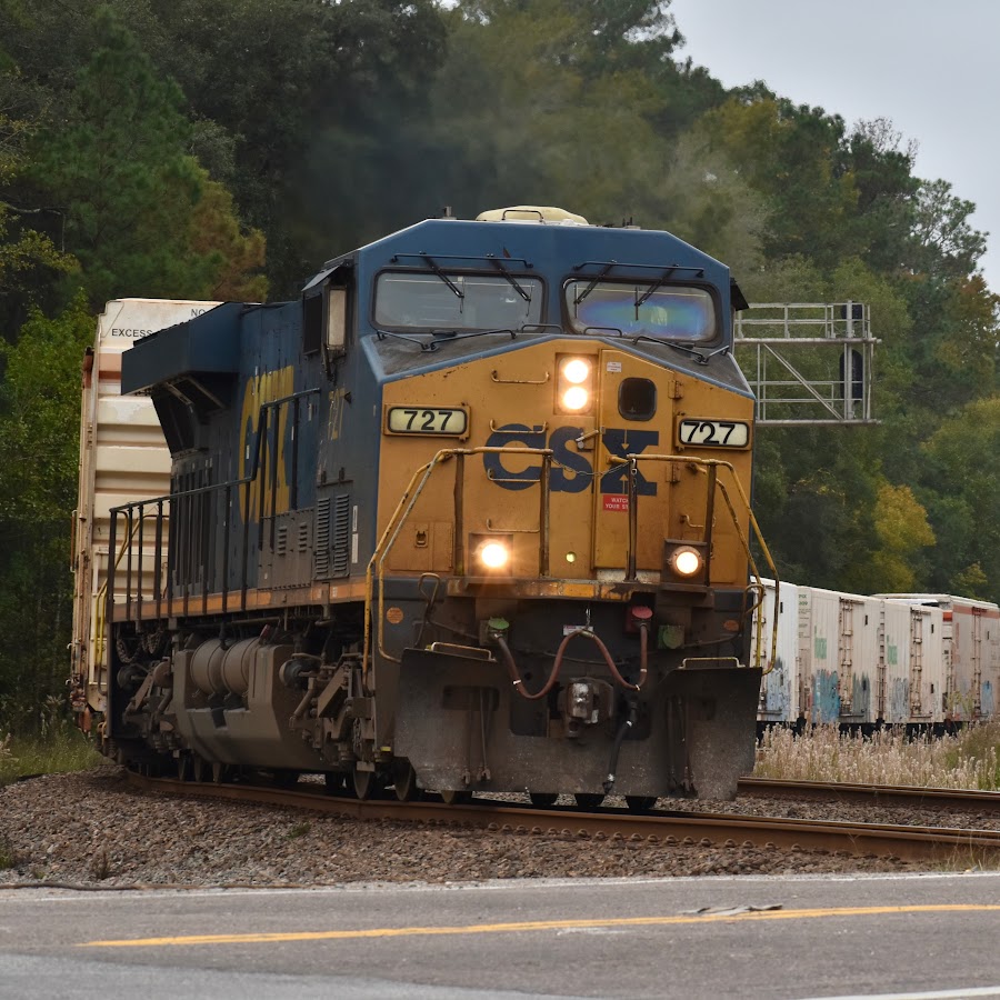 Trainman#42 - YouTube