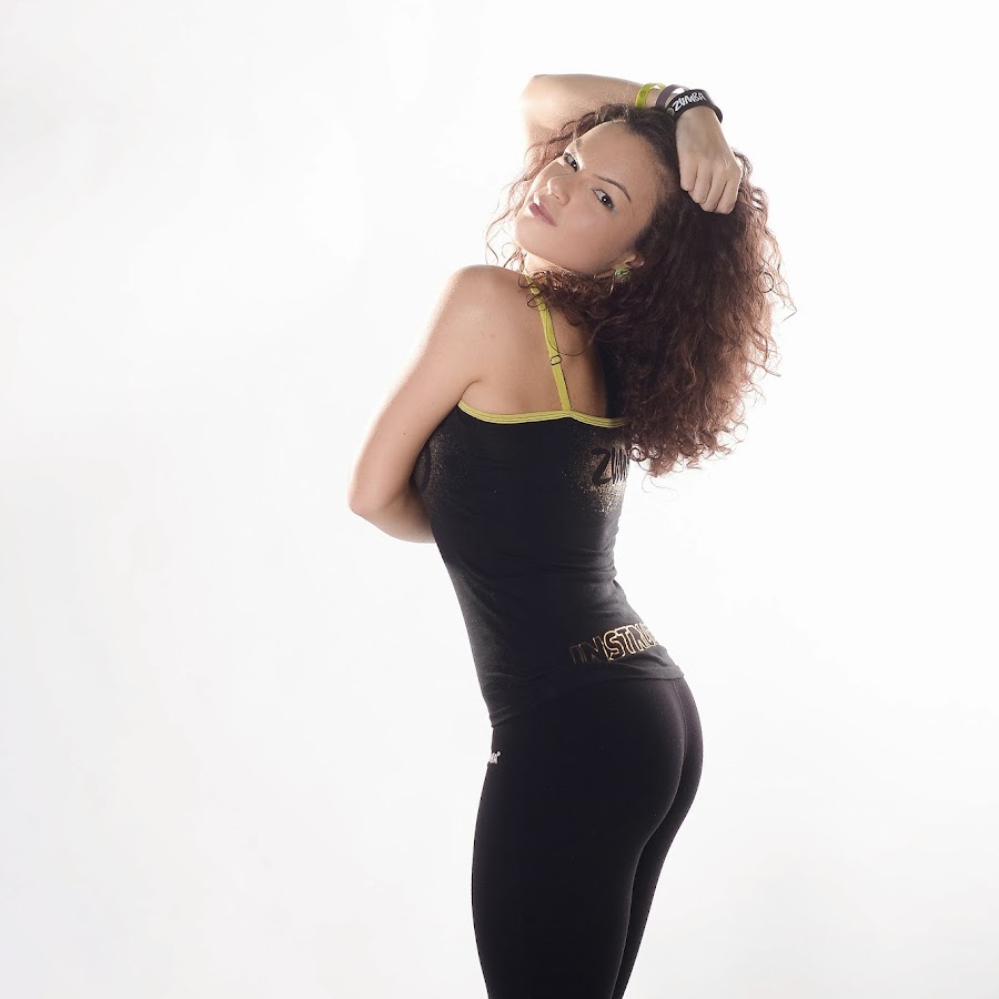 Andreea Raluca Zumba - YouTube