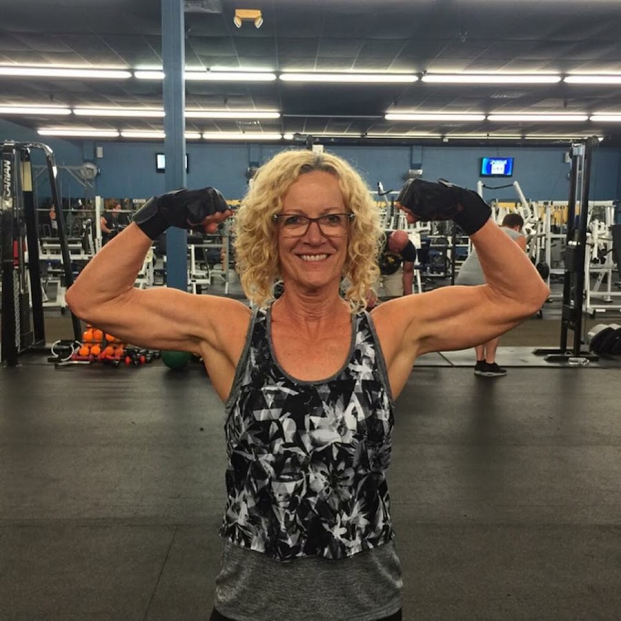 Grandmas With Muscles - YouTube