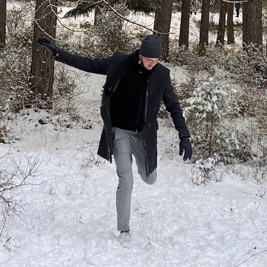 Daniel Saxon - YouTube