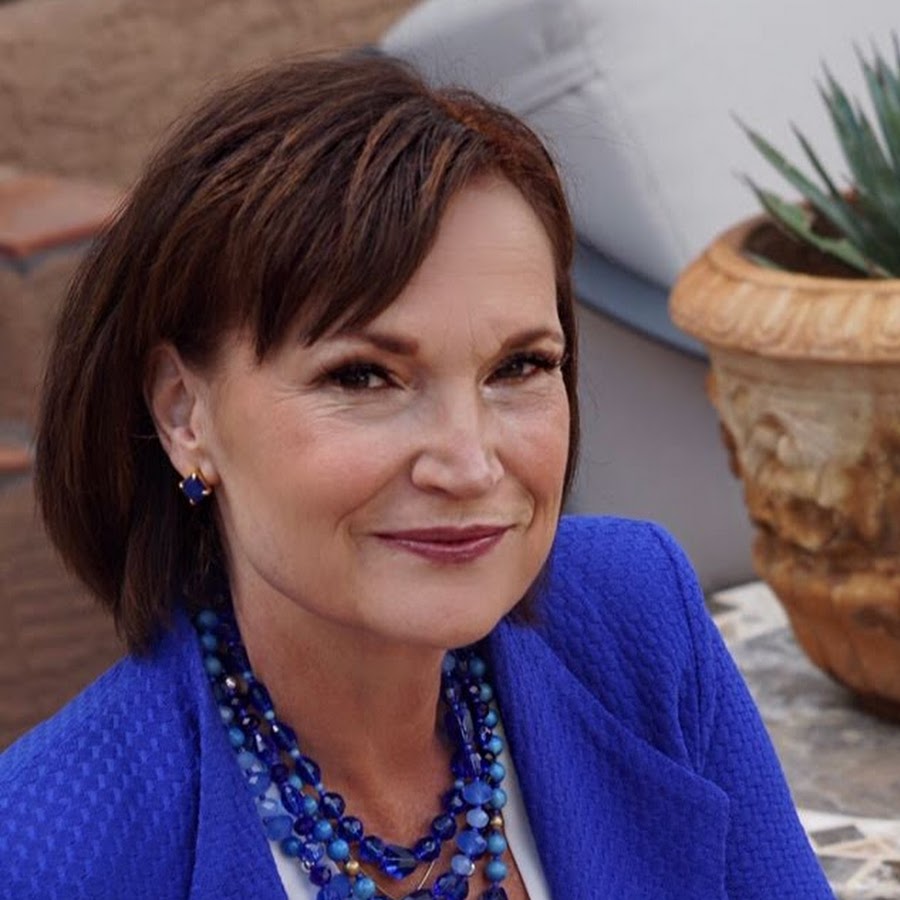 Kristin Arnold - YouTube