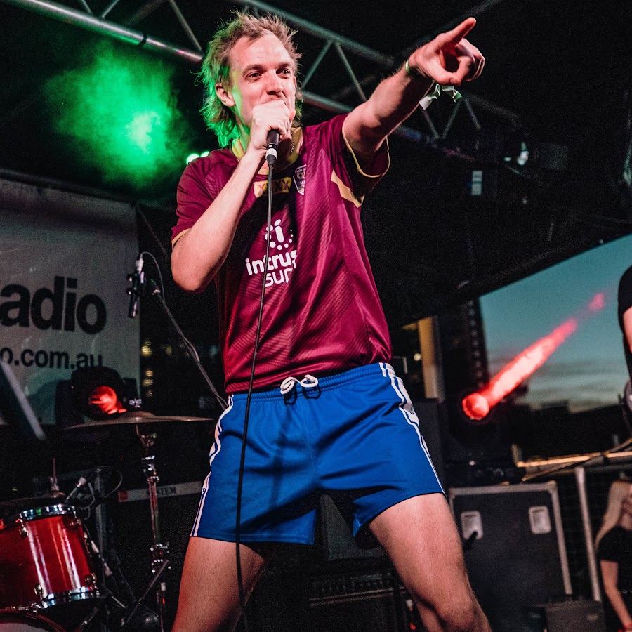 Frenchy & The Talent - YouTube